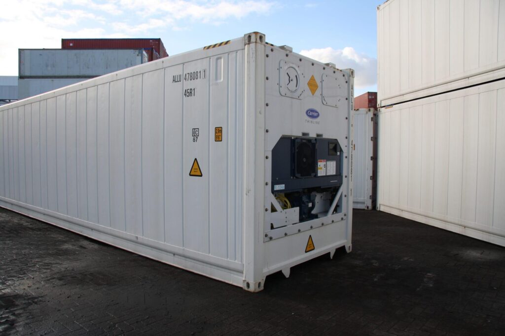 Refrigerated Cargo Containers in Dubai | Cargo Container